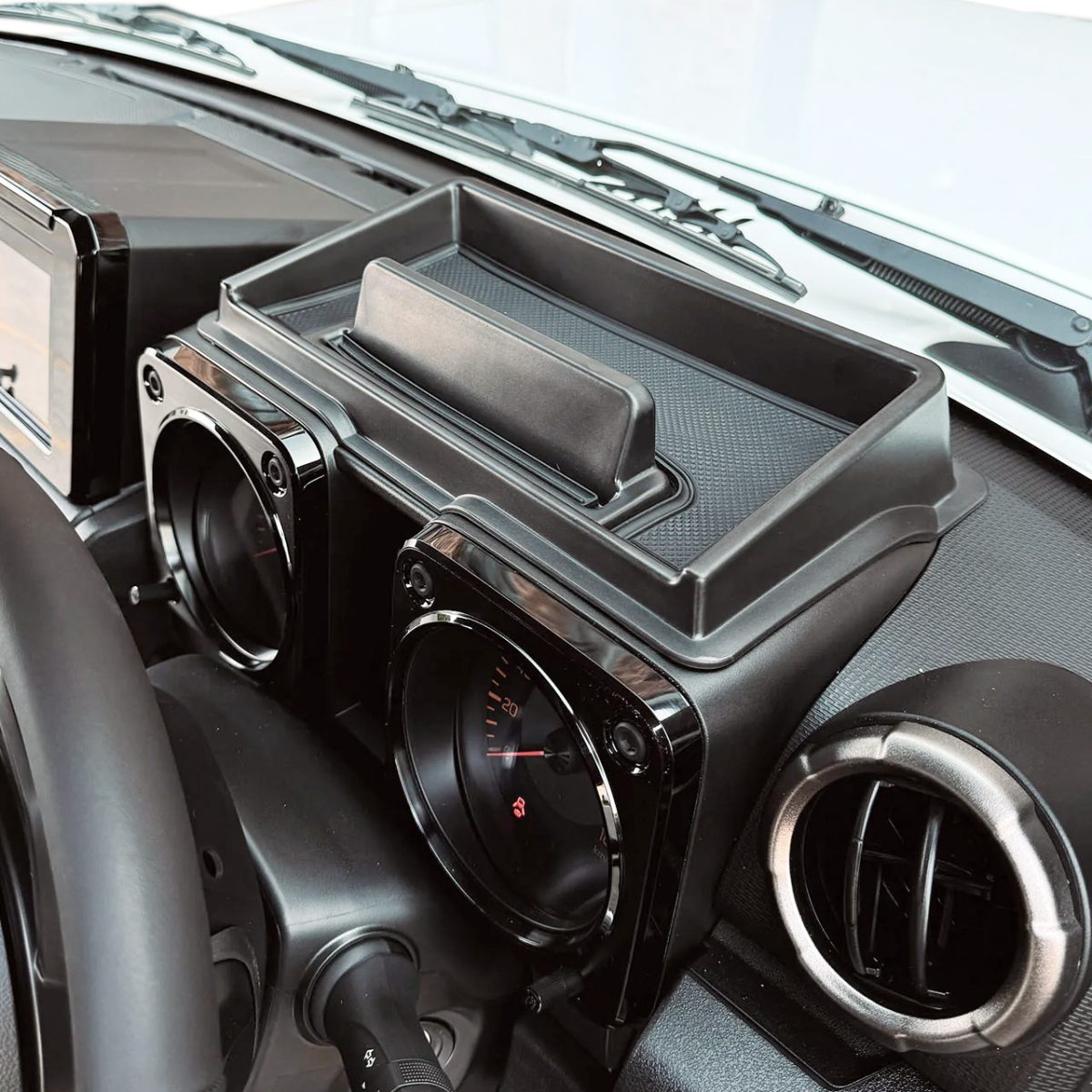 Suzuki Jimny Gen 4 Dashboard Storage Tray – Yuppie Gear